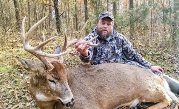 Illinois Whitetail Hunts » Outdoors International