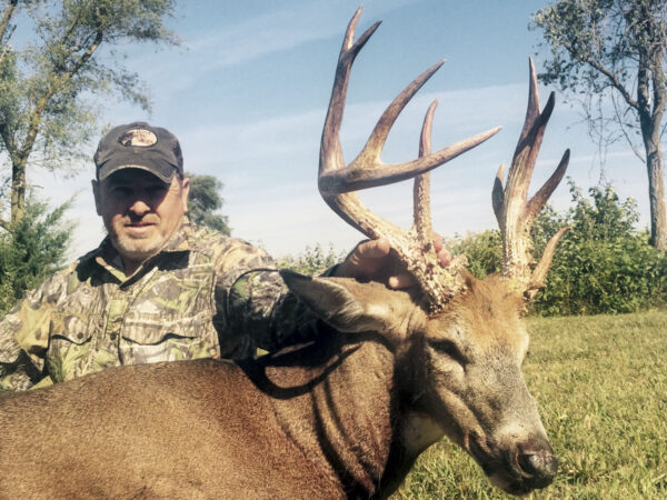 Kansas Whitetail Hunting Trips » Outdoors International