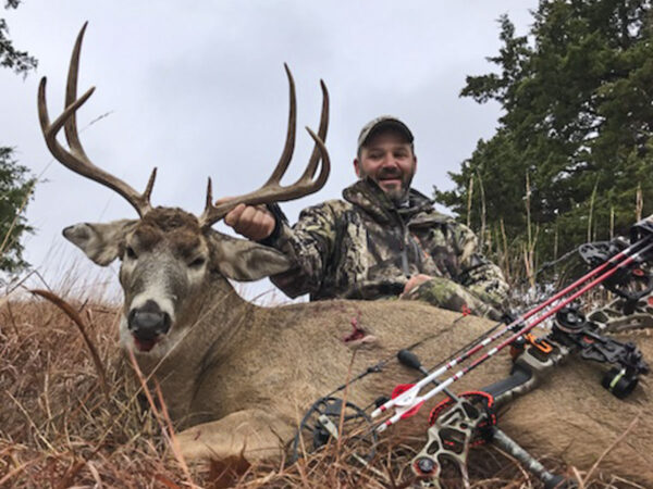 Kansas Whitetail Hunting Trips » Outdoors International