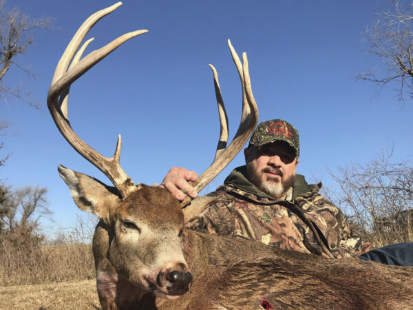 Kansas Whitetail Hunting Trips » Outdoors International